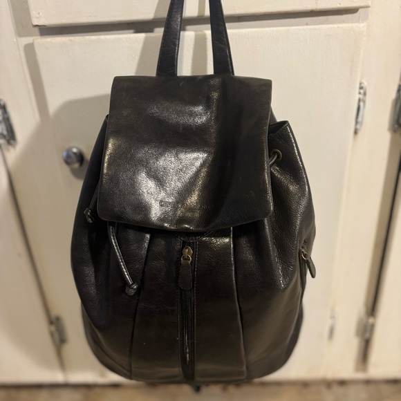 Derek Alexander | Bags | Derek Alexander Backpack Black Leather Looks ...